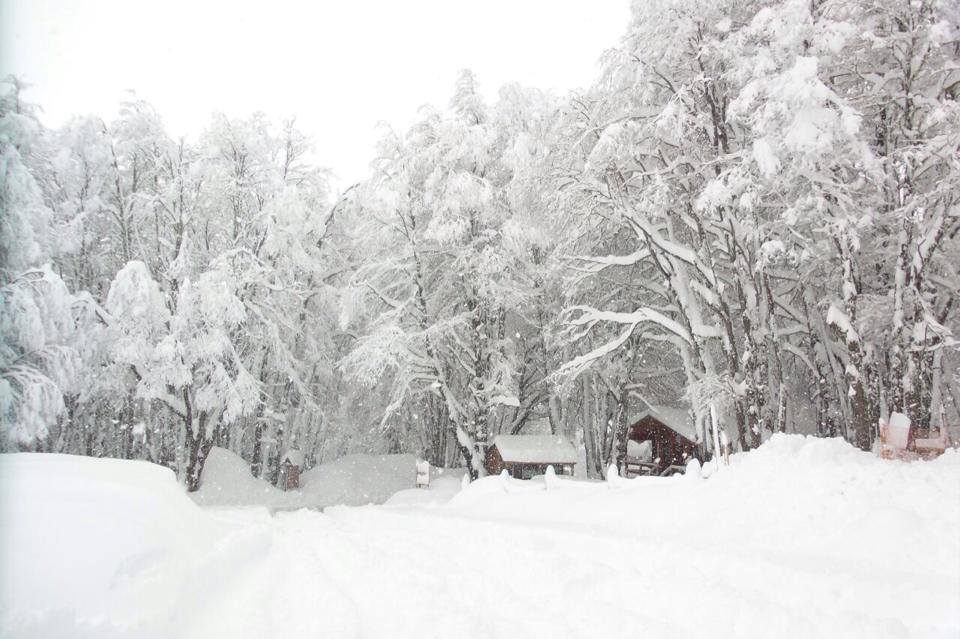 New Snow Piles Up Across the Andes Mountains of Argentina & Chile ...